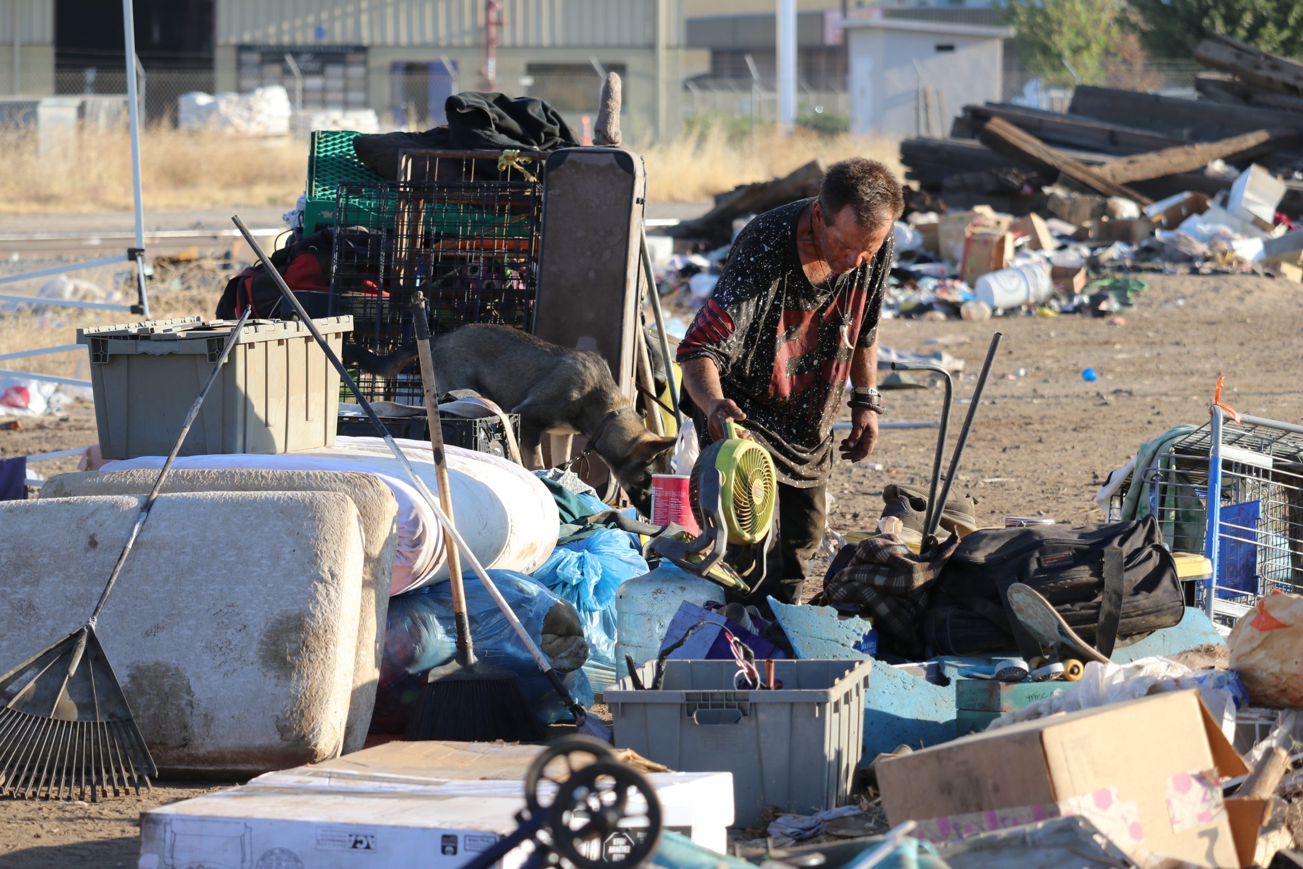 Fresno agrees to clear homeless encampments on state highway